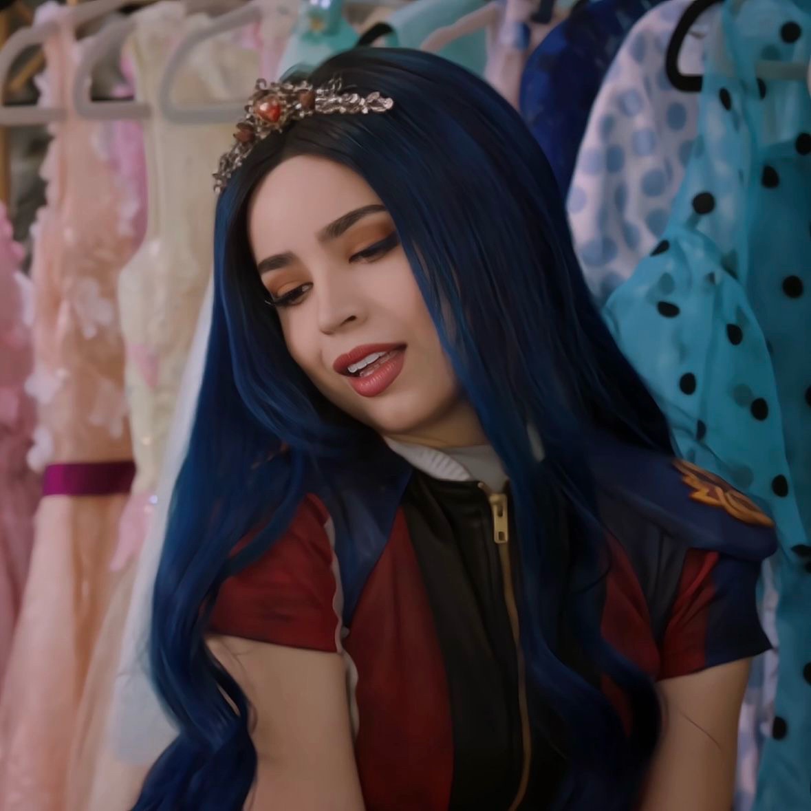 Chat with Evie - Flipped.Chat - AI Character Chatbot